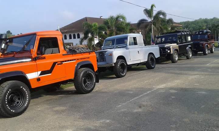 Classic Landy Rover From Malaysia - LAPAK MOBIL DAN MOTOR BEKAS