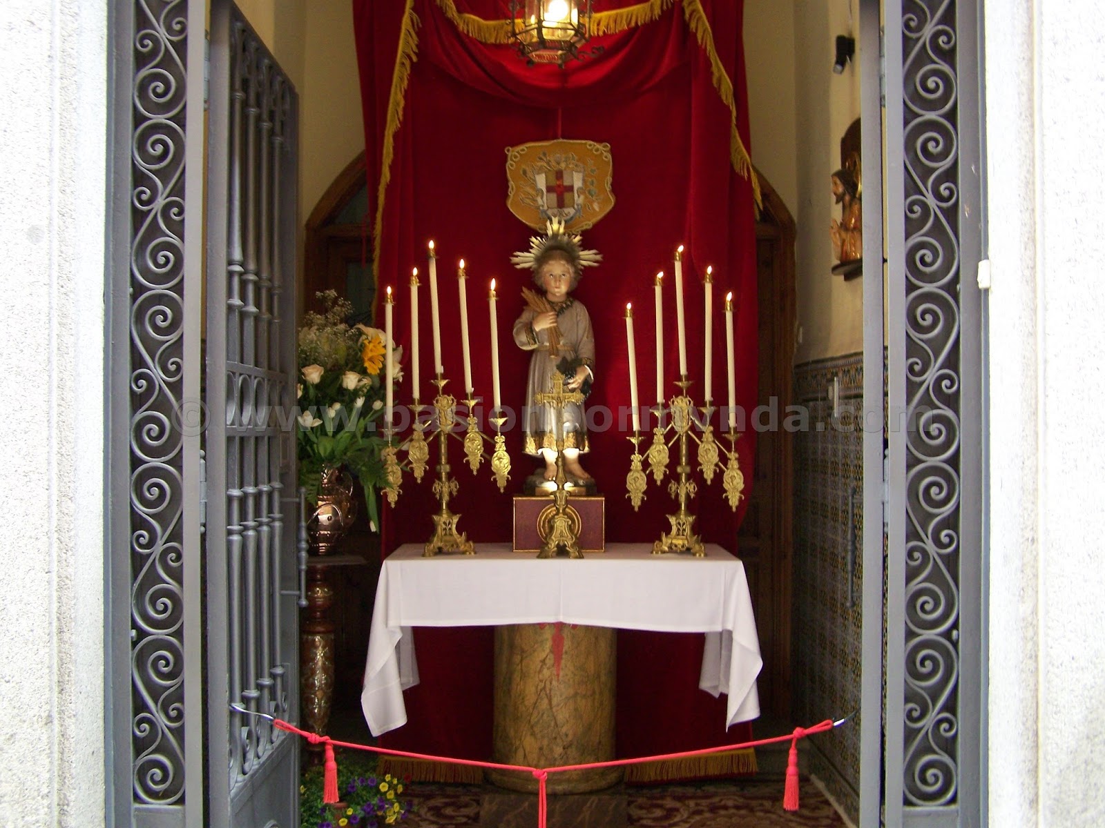PASIÓN POR MVNDA: Nuevas imágenes de otros dos altares con motivo del ...