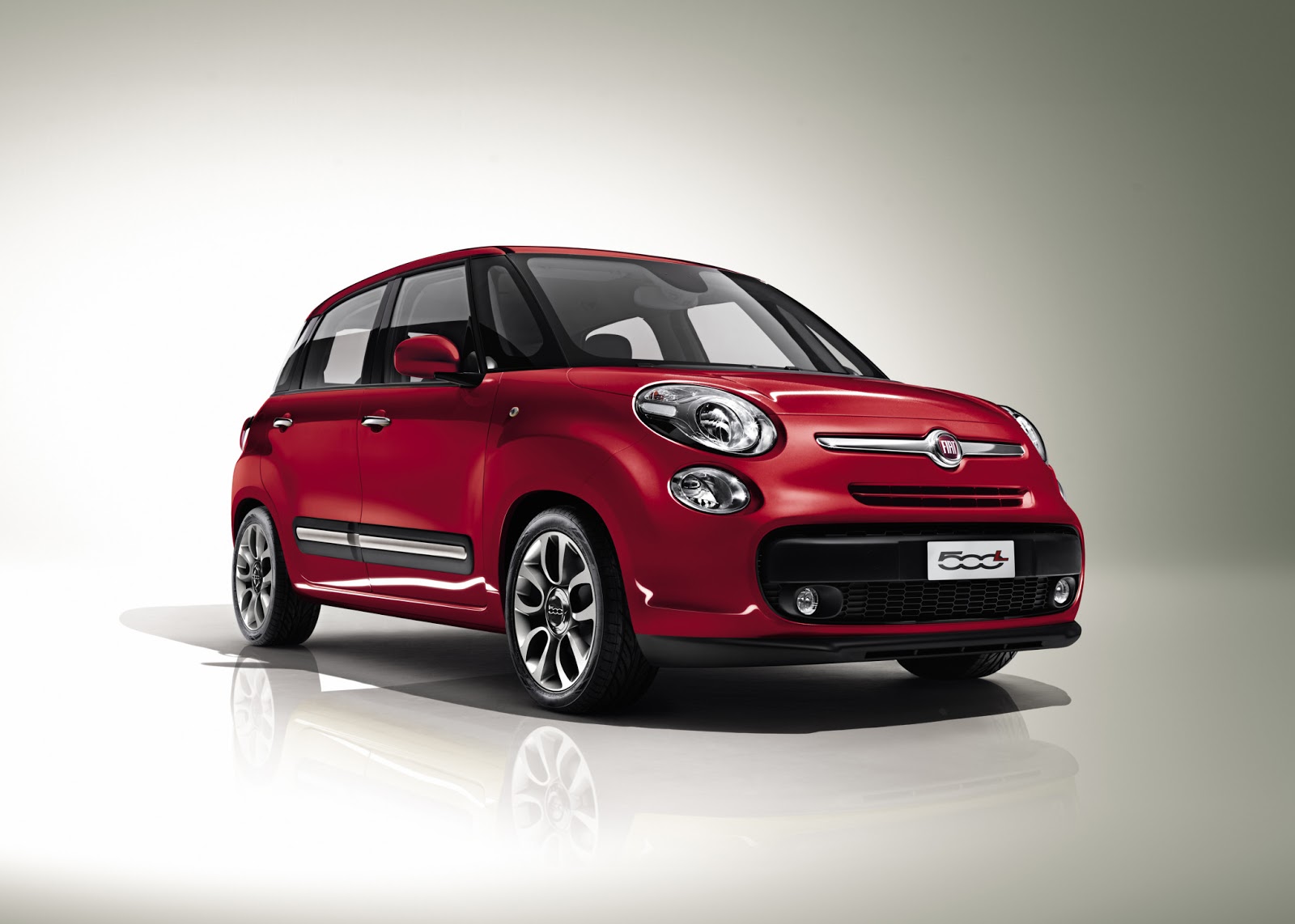 Irish Car+Travel Magazine: The Fiat 500 range now on sale