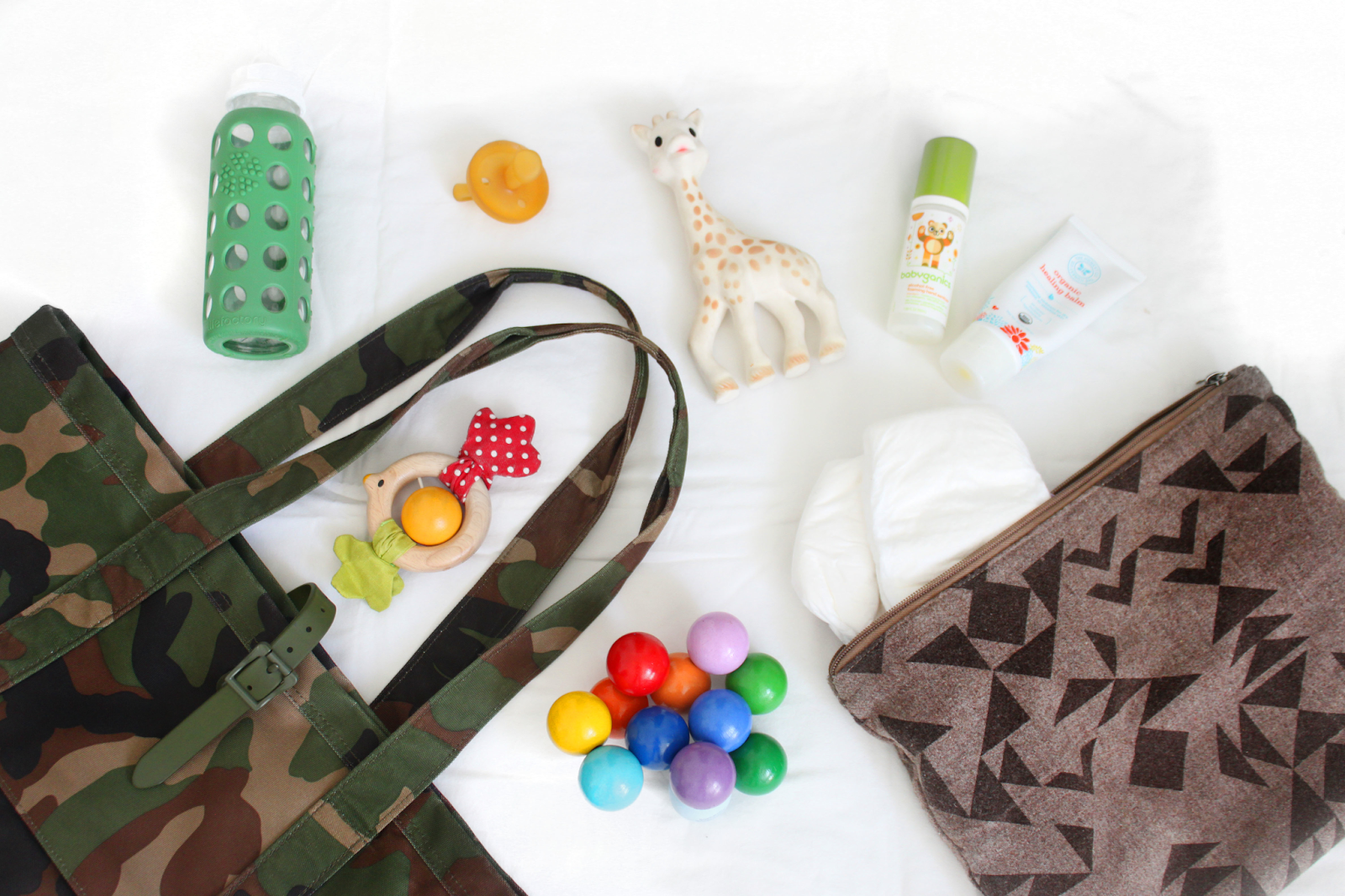 packing a diaper bag for a toddler + a baby - Flora & Fauna