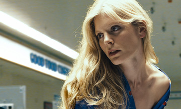 Cinestalmeni: Cashback: What would you do if you could freeze time?