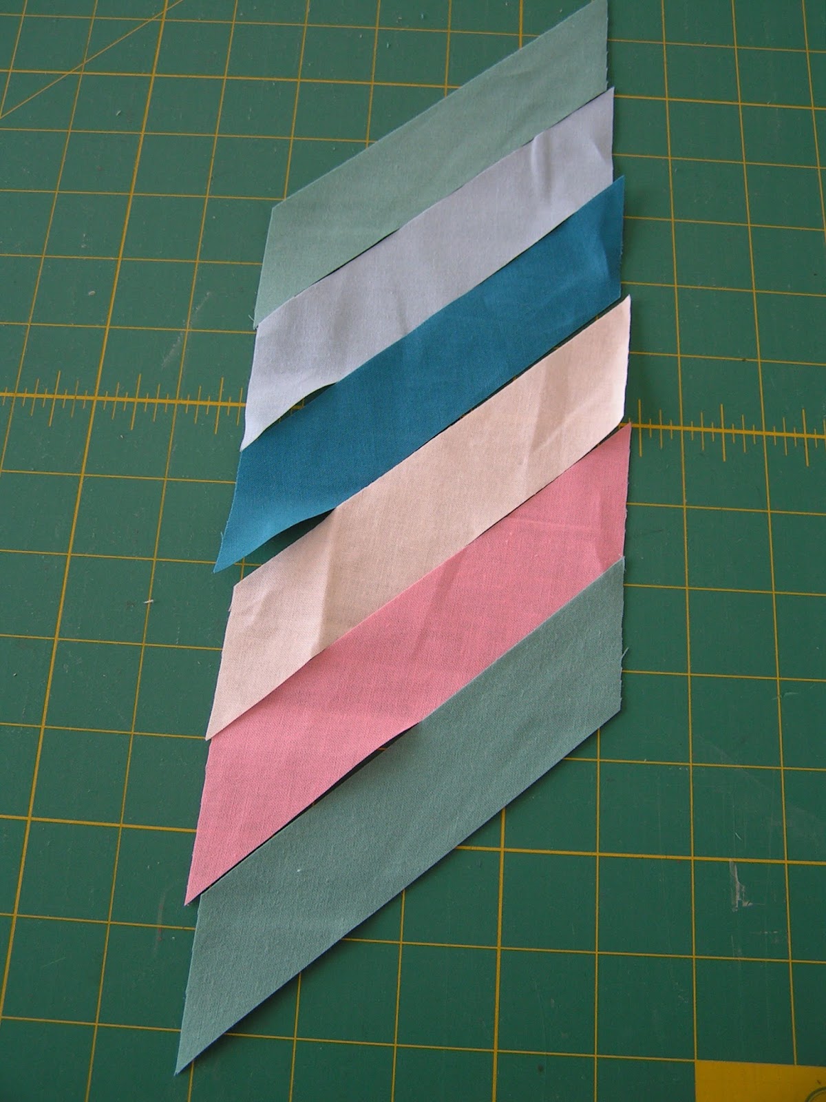 Tea Rose Home: Tutorial~ One Direction Bracelet