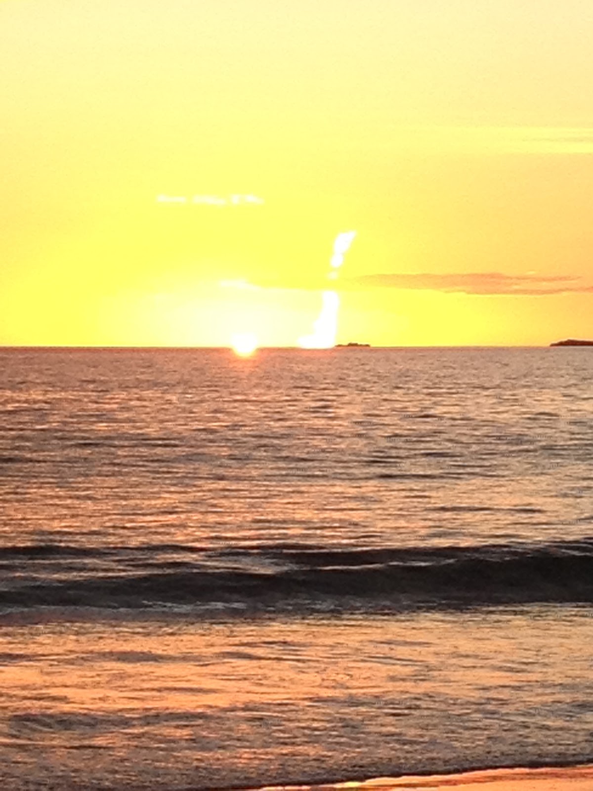 Meteor Contrail at Maria Spillman blog