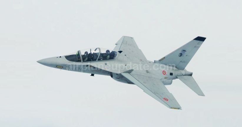 Aermacchi M-346 Master Jet Trainer Specs, Cockpit, and Price - Airplane ...