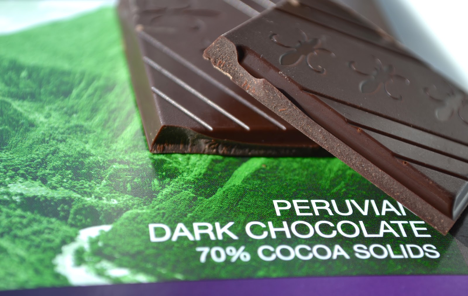 Chocolat Indulgence: Taste the Difference Santo Domingo & Peruvian 70% ...