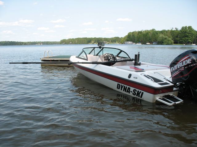 Dyna-Ski Boats: Barefoot Booms on Dyna-Ski Boats