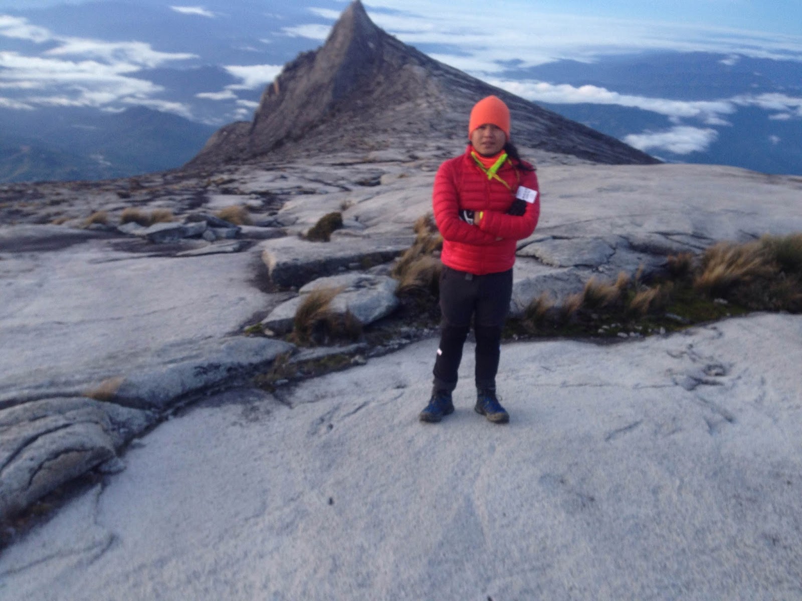 Aloy Paradoks Menulis: Gunung Kinabalu - Perjalanan Ke Puncak.