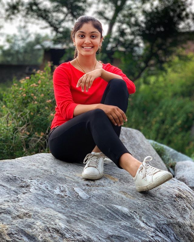 Cricketer Deol Harleen Photos - Talkiewoods - Entertain you million ways!