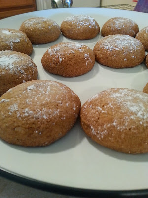 Majesty Bakes Cakes: Soft Gingerbread Spice Cookies