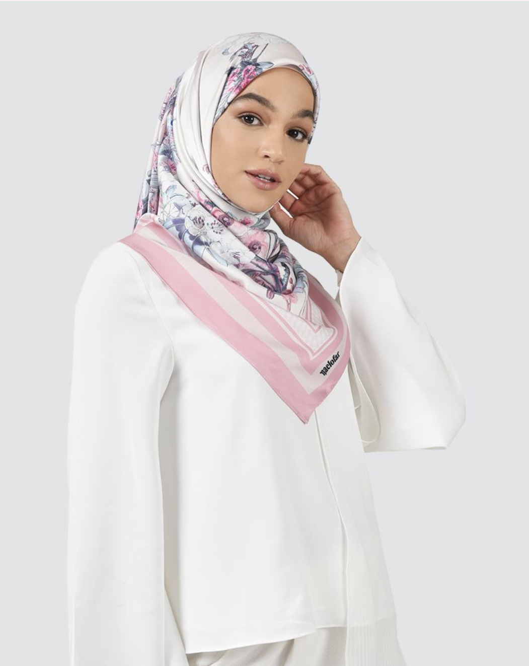 NAELOFAR HIJAB : 2020