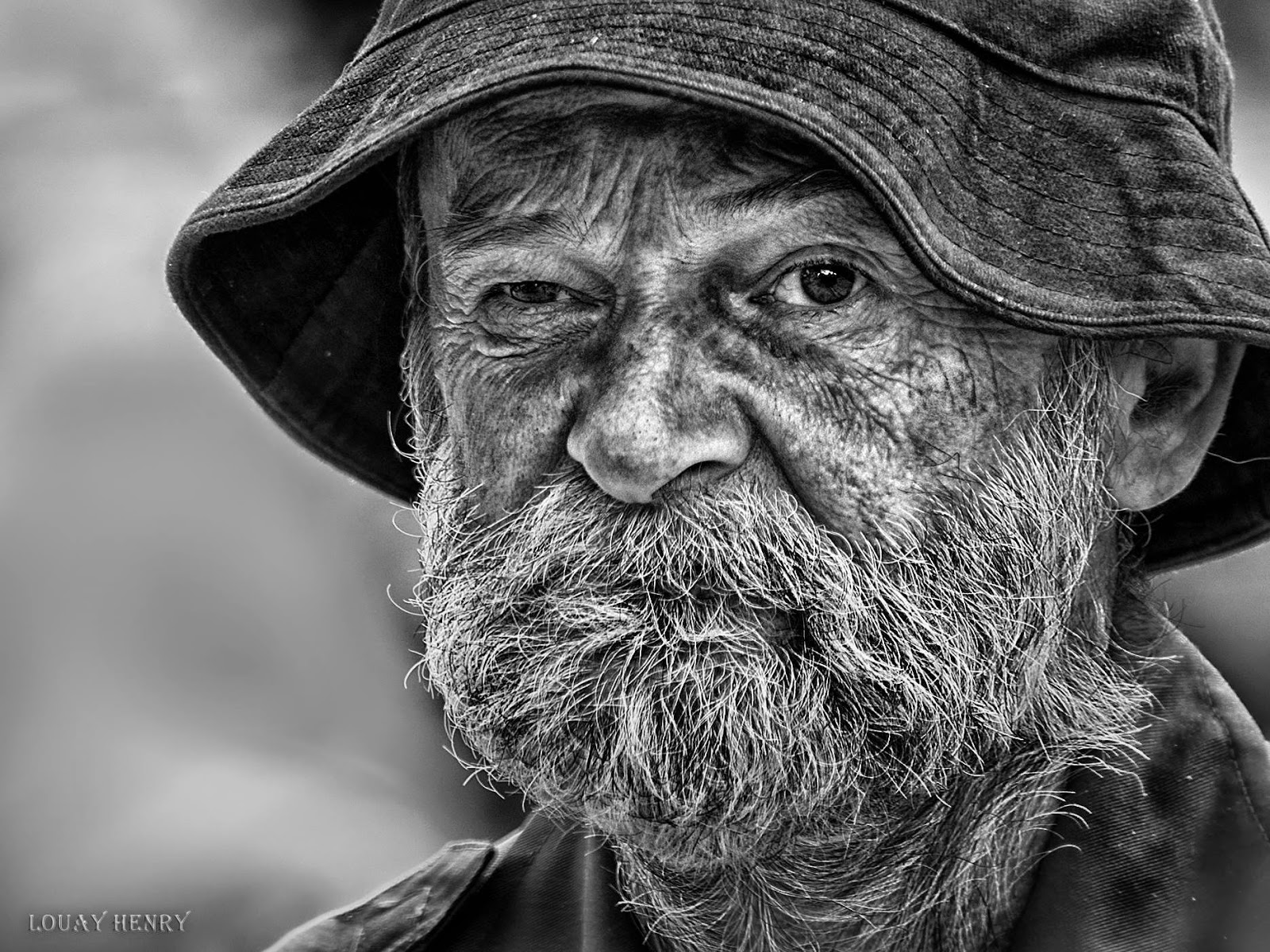 Black and White Academy ★ TOP: Louay Henry