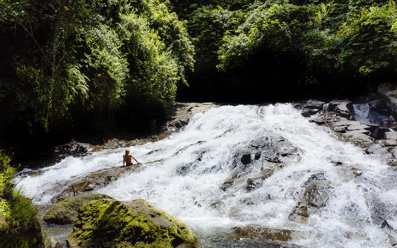 Take a look at Goa Rang Reng Waterfall, a Great Vacation Location in ...