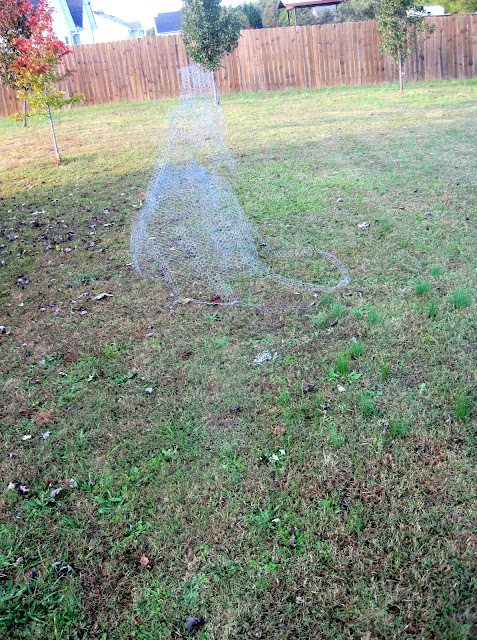 SHABULOUS: DIY Yard Ghosts