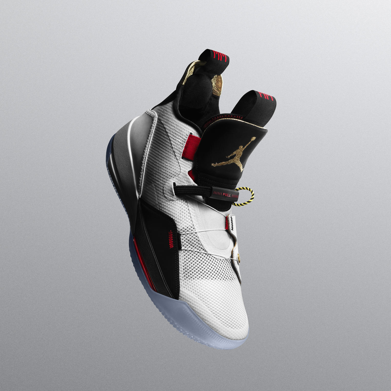 Prepare-se para voar com o Air Jordan XXXIII - STREETBALL