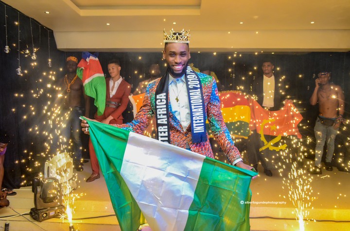 6 Height: Emmanuel Umoh is 6'3 ft tall