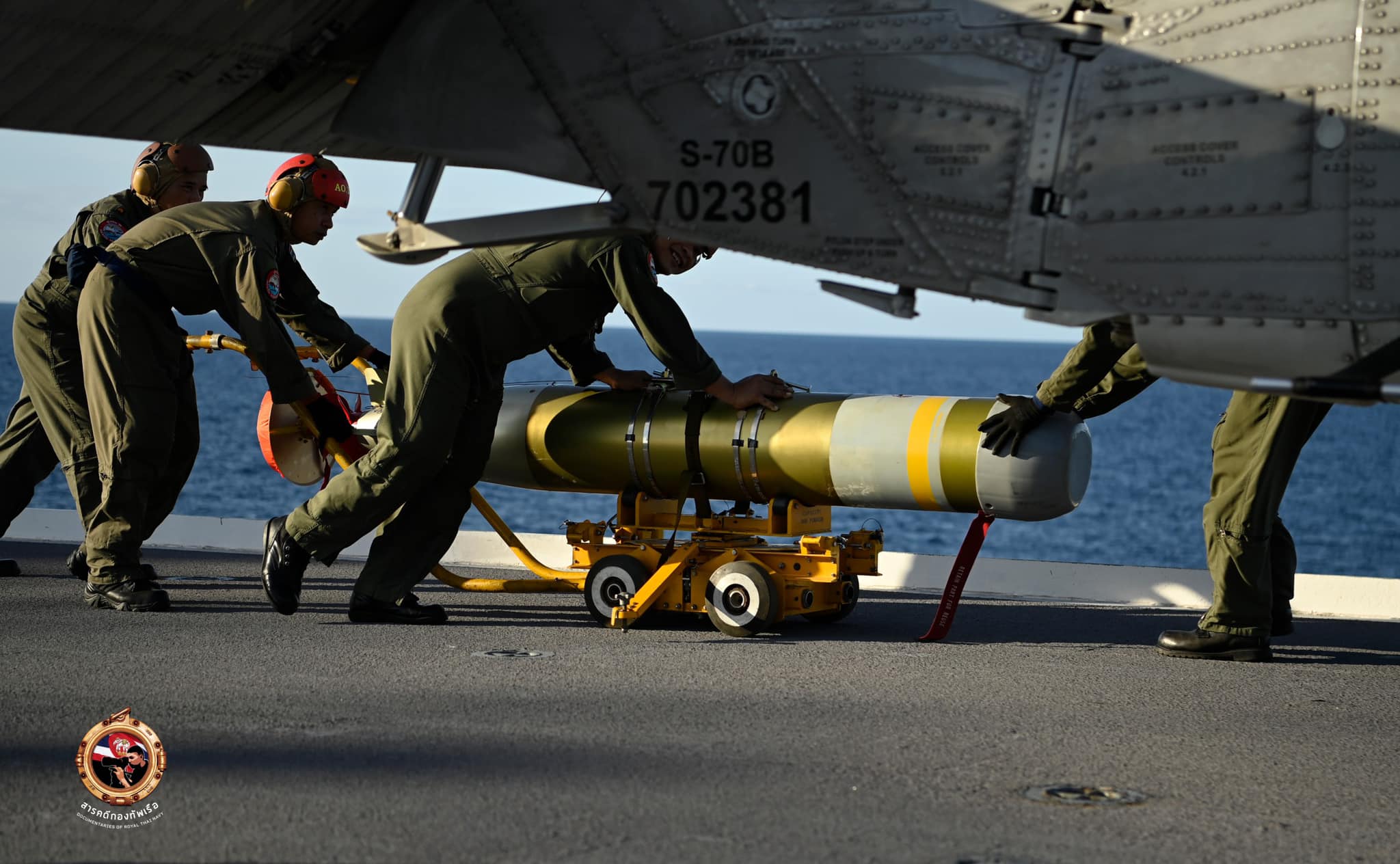 THAIDEFENSE-NEWS: ภาพการฝึกยิง..Harpoon Block 1C และการฝึกทิ้งตอร์ปิโด ...