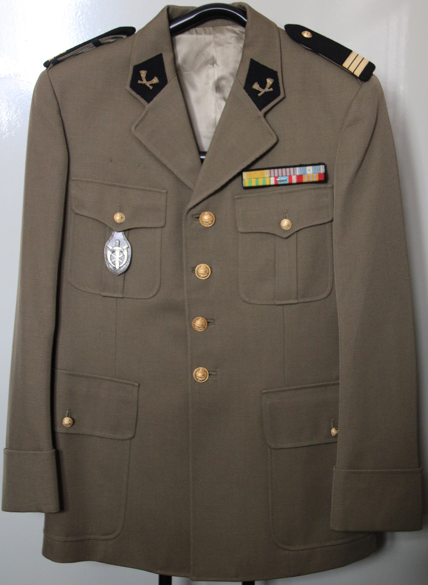 LA POSTE AUX ARMEES: La tenue de travail de la poste aux armées