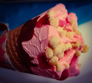 (Eat to Live) or (Live to Eat): Cornetto Love Series