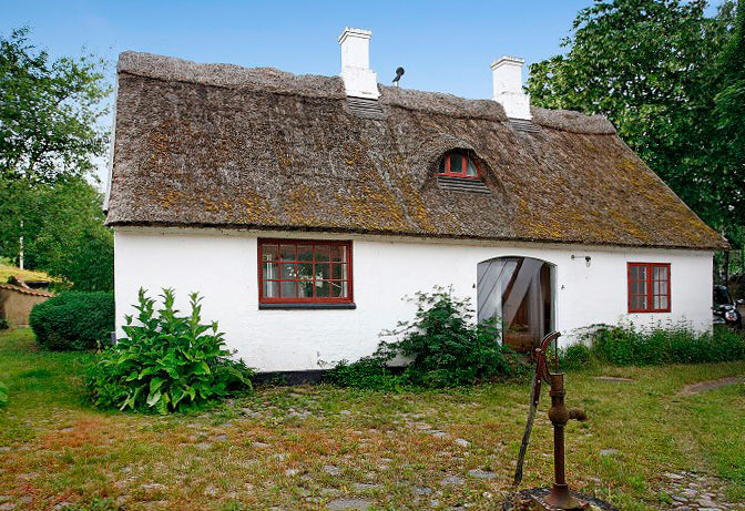 Living Large In Small Spaces - Eco-Cottage - A Joyful Cottage