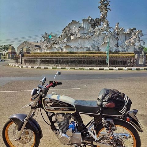 20 Gambar HD Modifikasi CB 100 Warna Putih Terbaru 2020