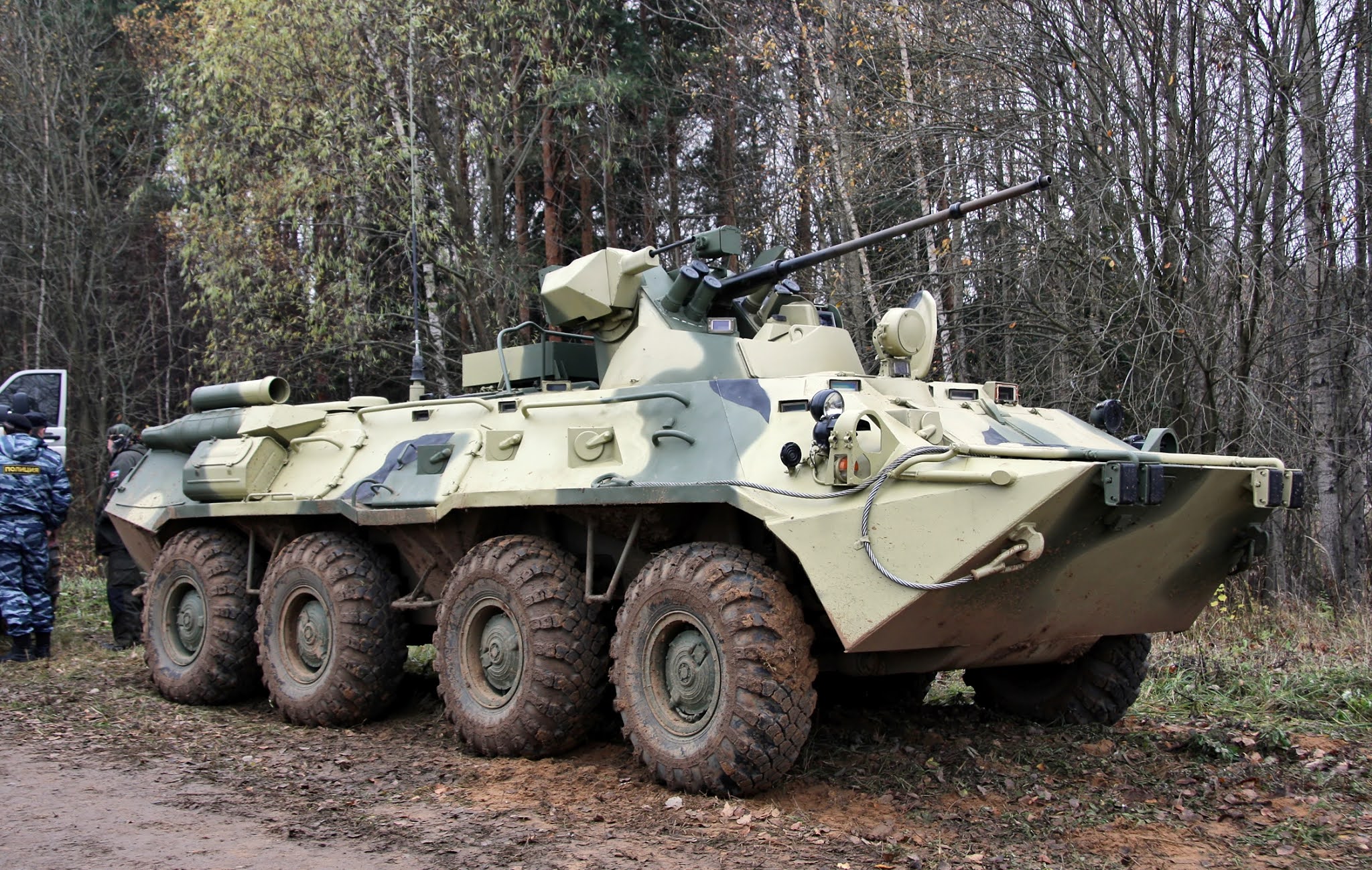 ALLIED FLYING FORCE: Vehiculo: BTR-82A APC