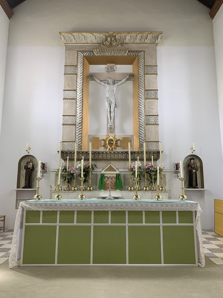 ZEPHYRINUS.: Altar Frontals Enhance The Dignity, Profundity, And Beauty ...