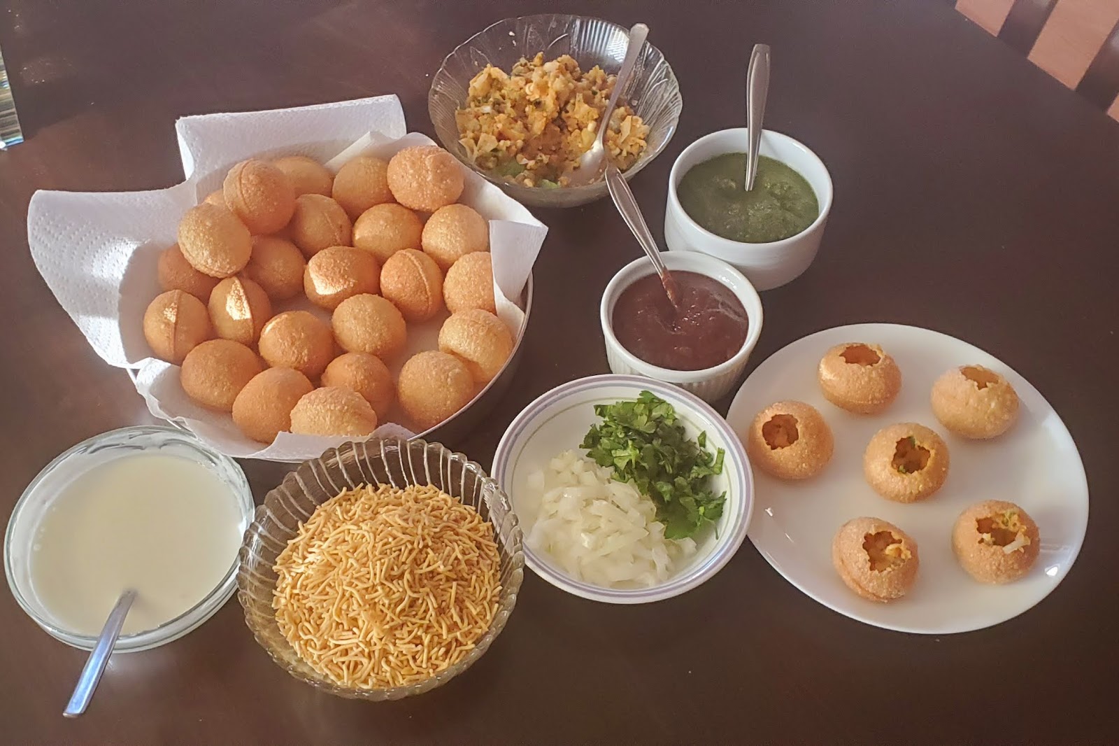 Sailaja Kitchen...A site for all food lovers!: Dahi Puri / Dahi Puri ...