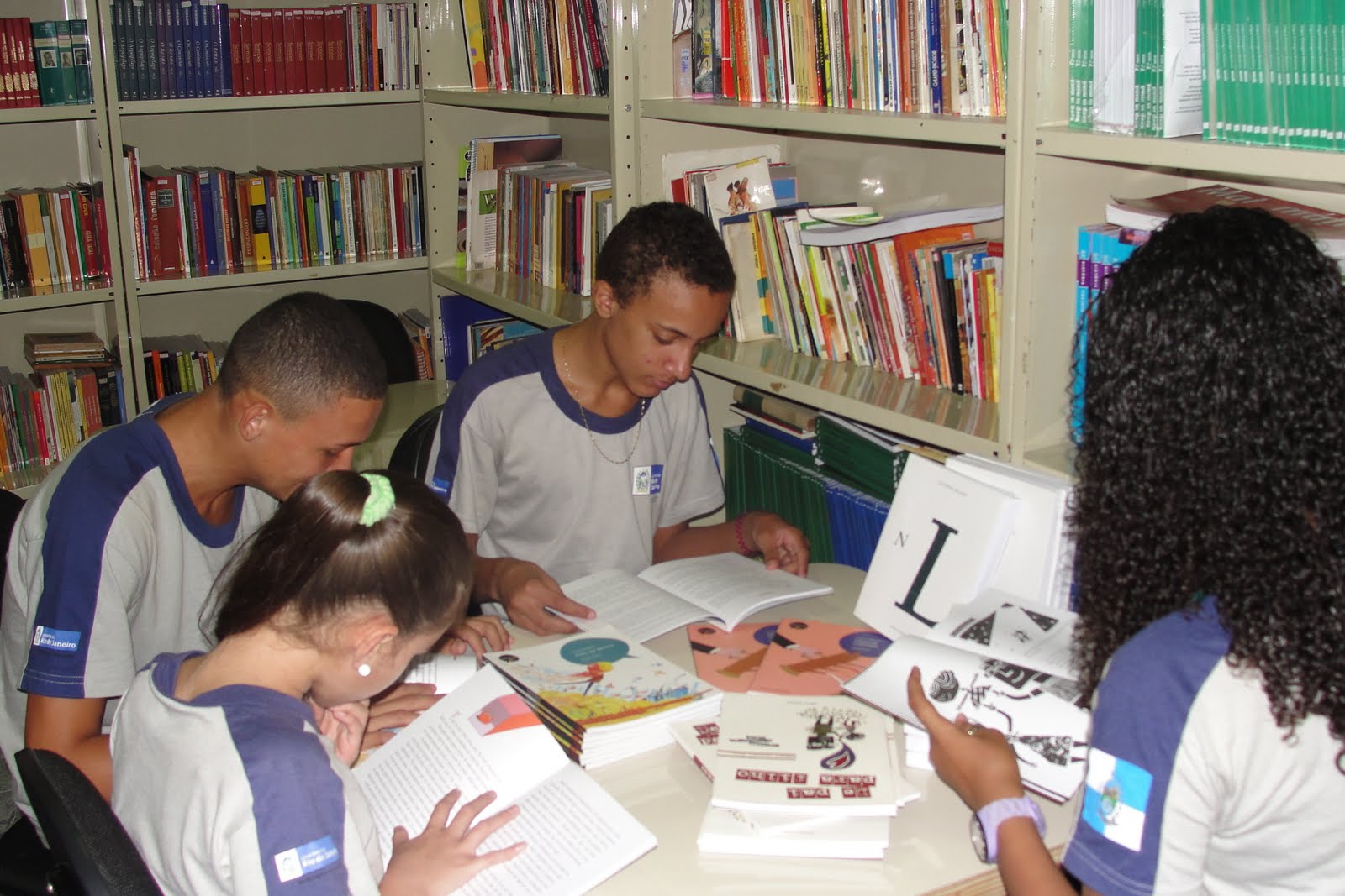 COLÉGIO ESTADUAL BRASIL