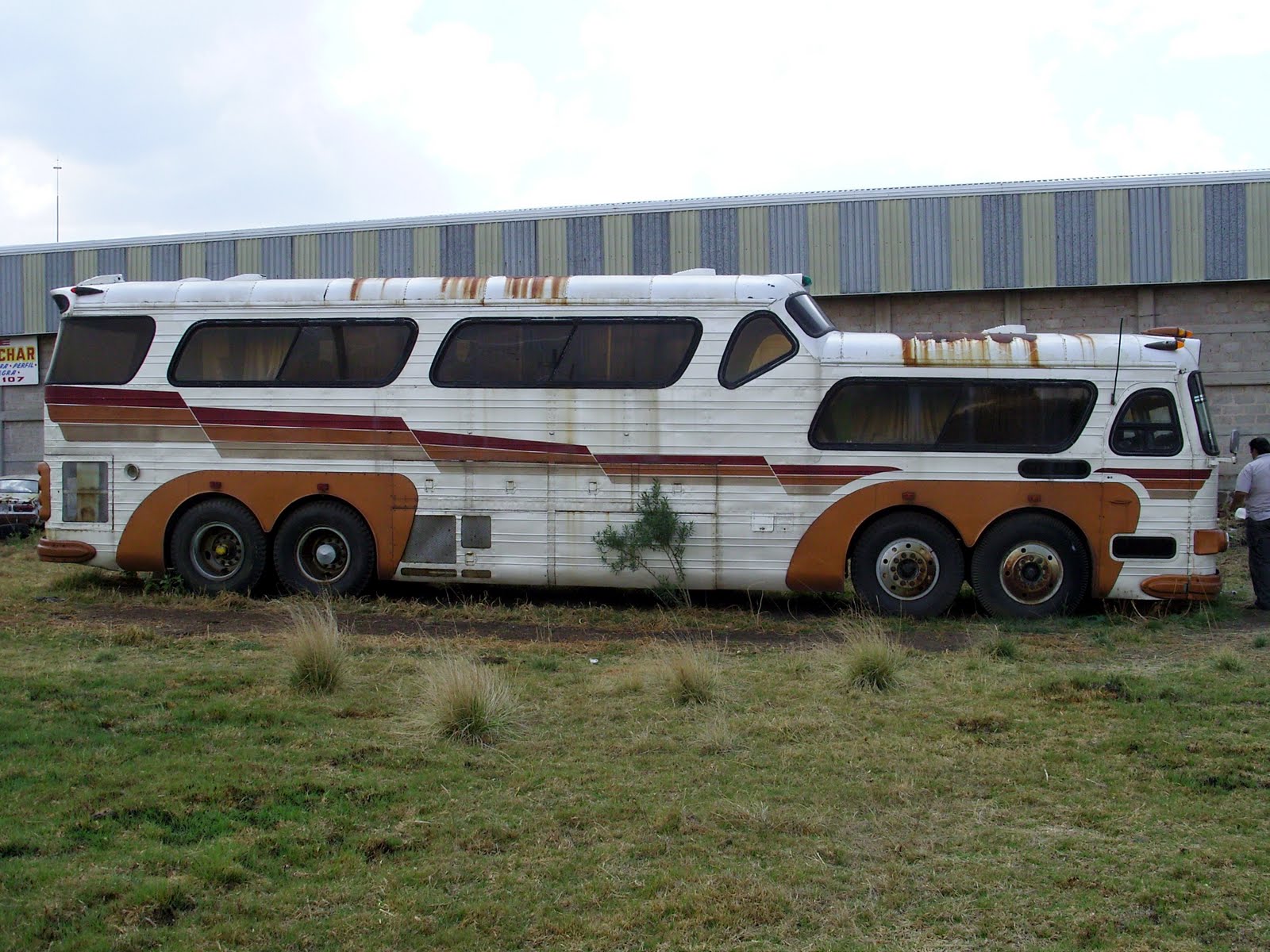 APRENDIENDO DE AUTOBUSES: AUTOBUS SULTANA IMPERIAL