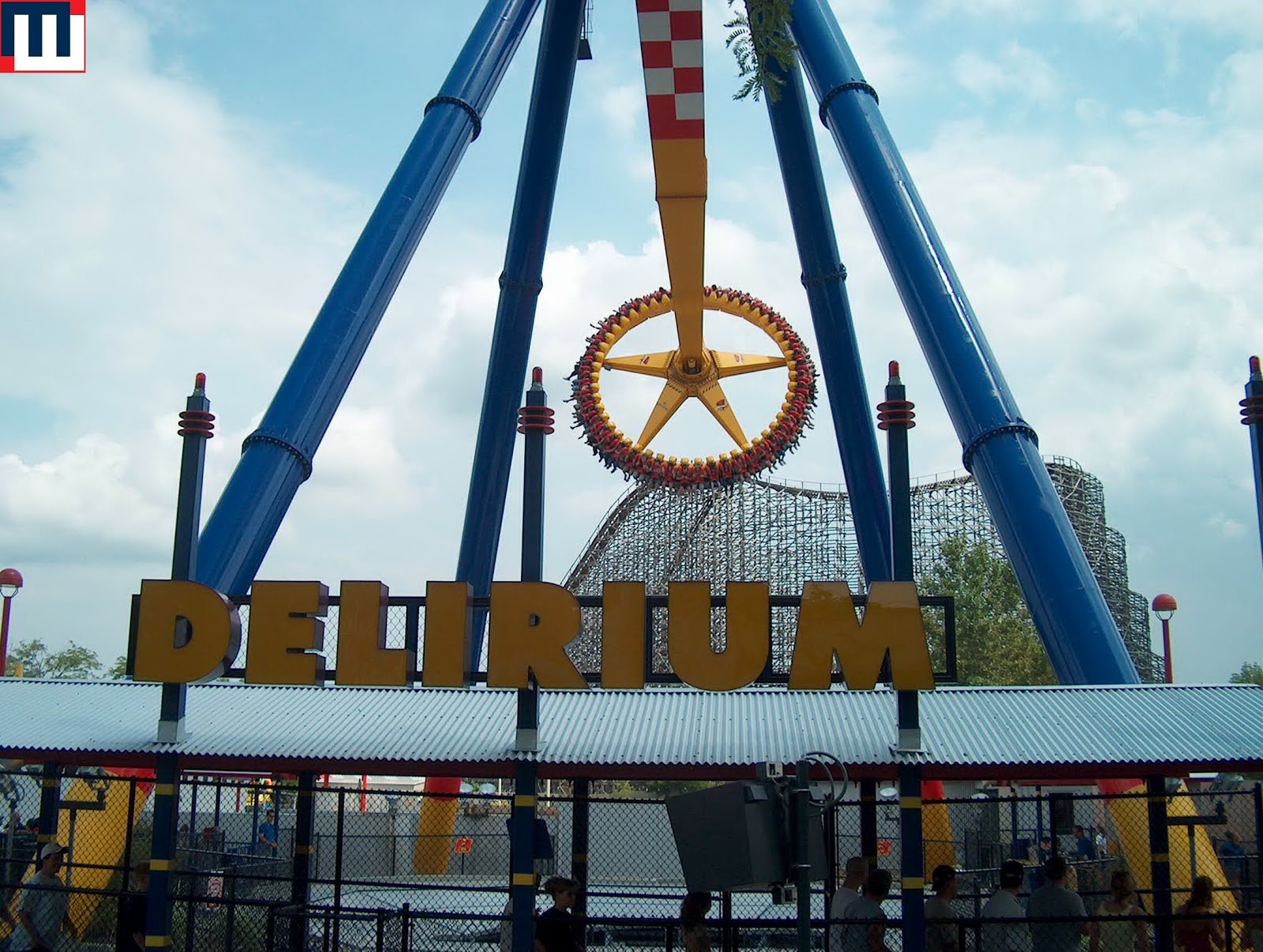 MidwestInfoGuide: Paramount's Kings Island