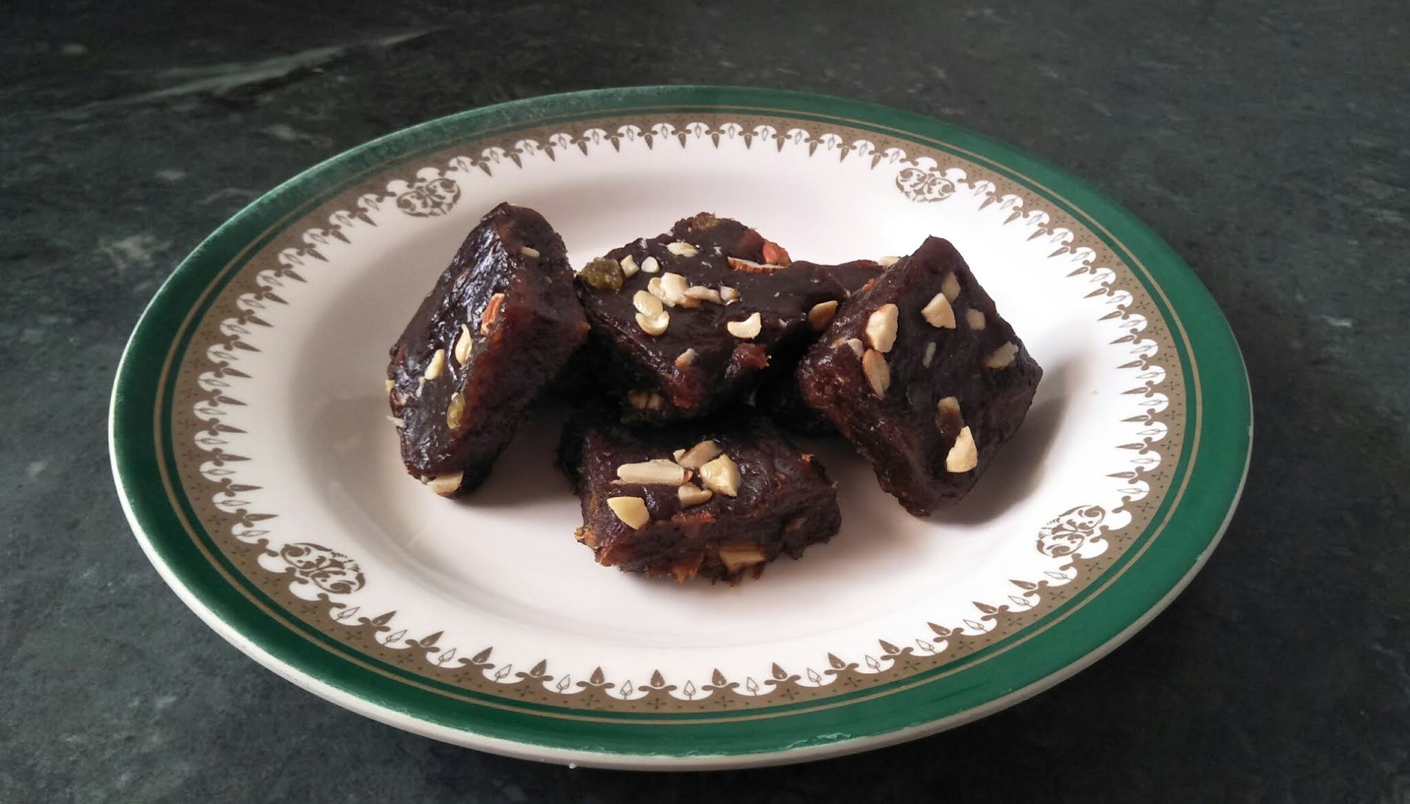 ખજુર પાક રેસીપી | Khajur Pak recipe in Gujarati.