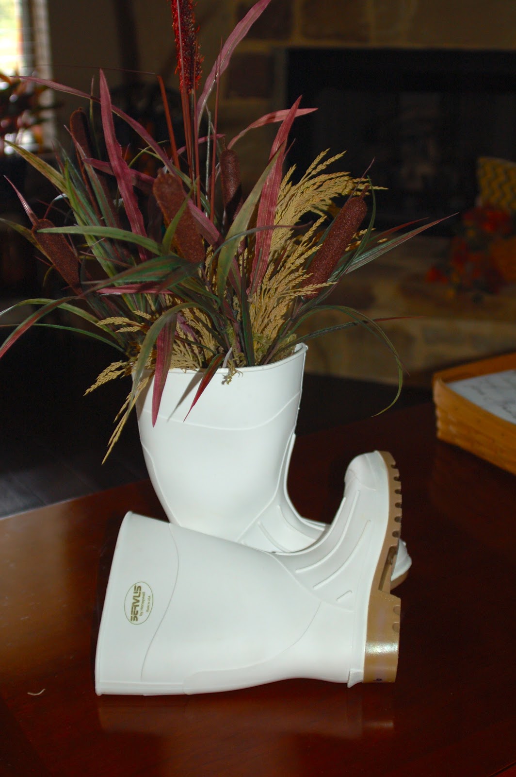 Samma Spot: Swamp Party: Table decorations