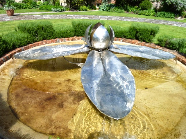 Upcycling, Vintage and Other Life....