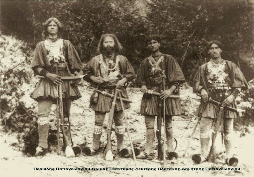 ΚΙΝΗΜΑ ΛΑΟΥ: ΛΗΣΤΑΡΧΟΙ........... ΟΙ ΙΠΠΟΤΕΣ ΤΩΝ ΒΟΥΝΩΝ .......... ΟΙ ...