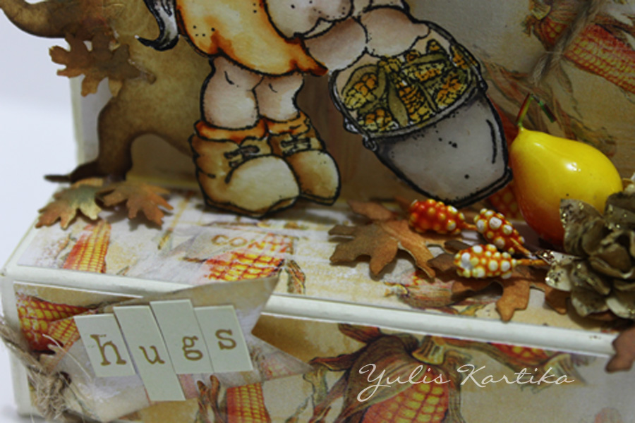 My Little Corner: Autumn candy box - Tilda with corn
