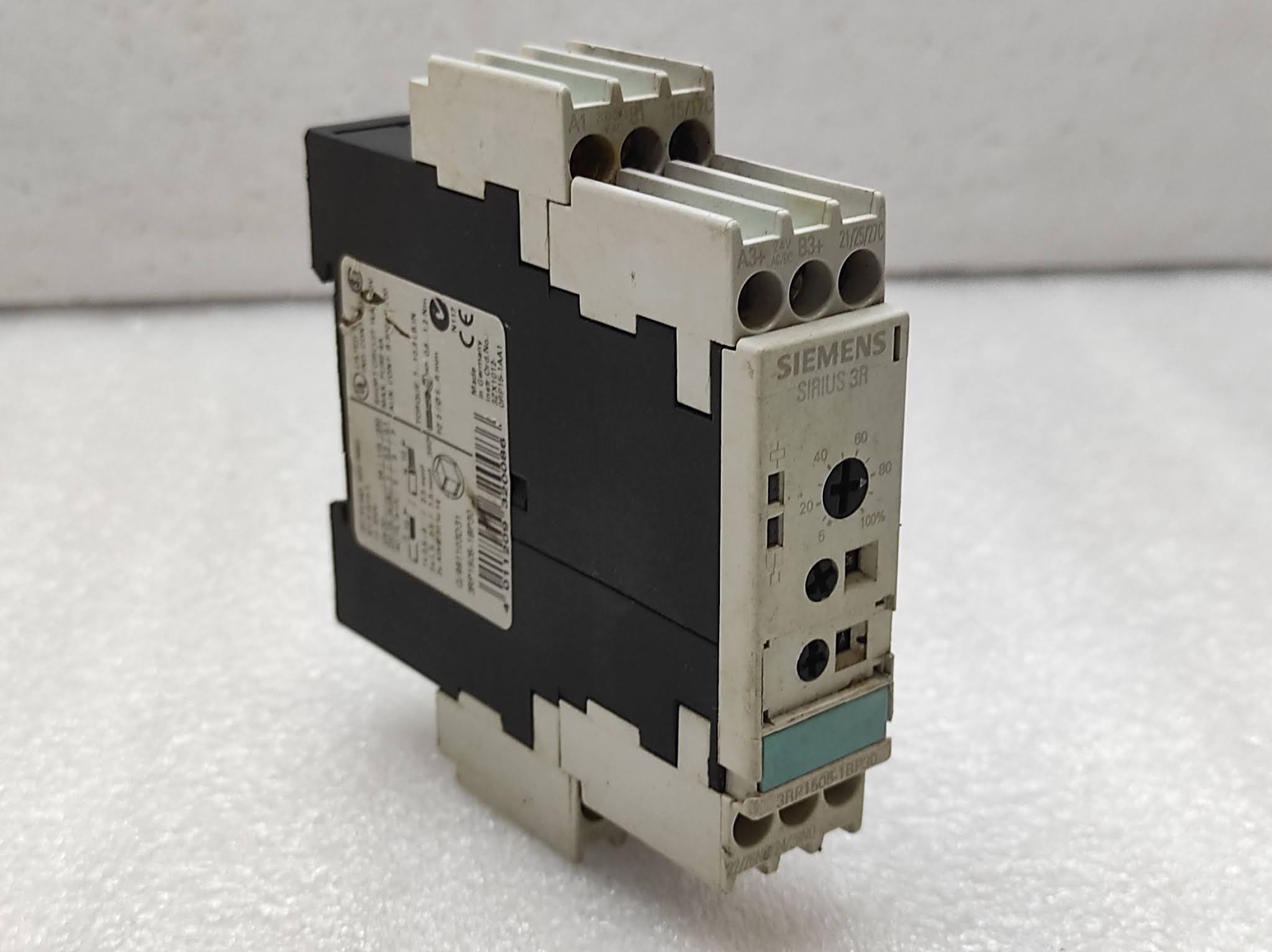 SIEMENS SIRIUS 3R 3RP1505-1BP30 DPDT MULTIFUNCTION TIMER