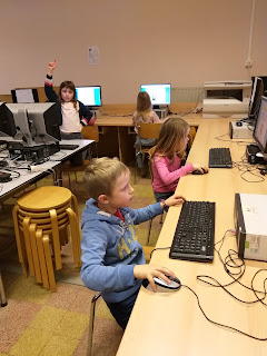 De Hei(r)akker 1ste leerjaar A: Oefenen met computermeester.