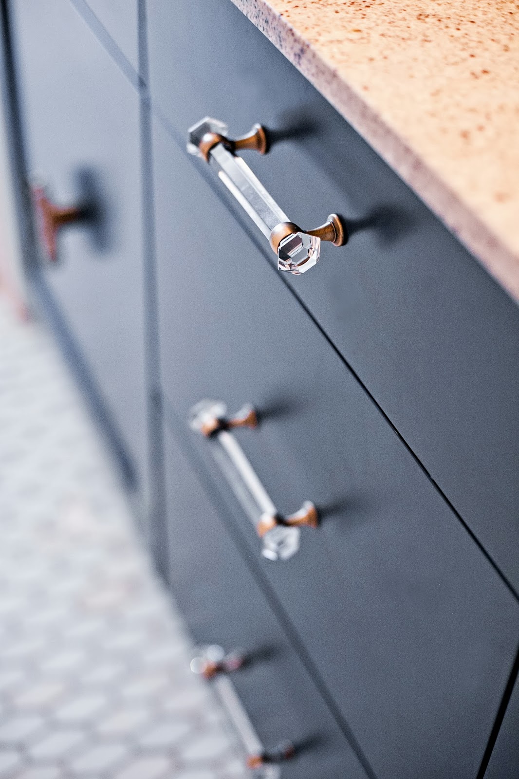 design dump: vintage hardware that makes a statement