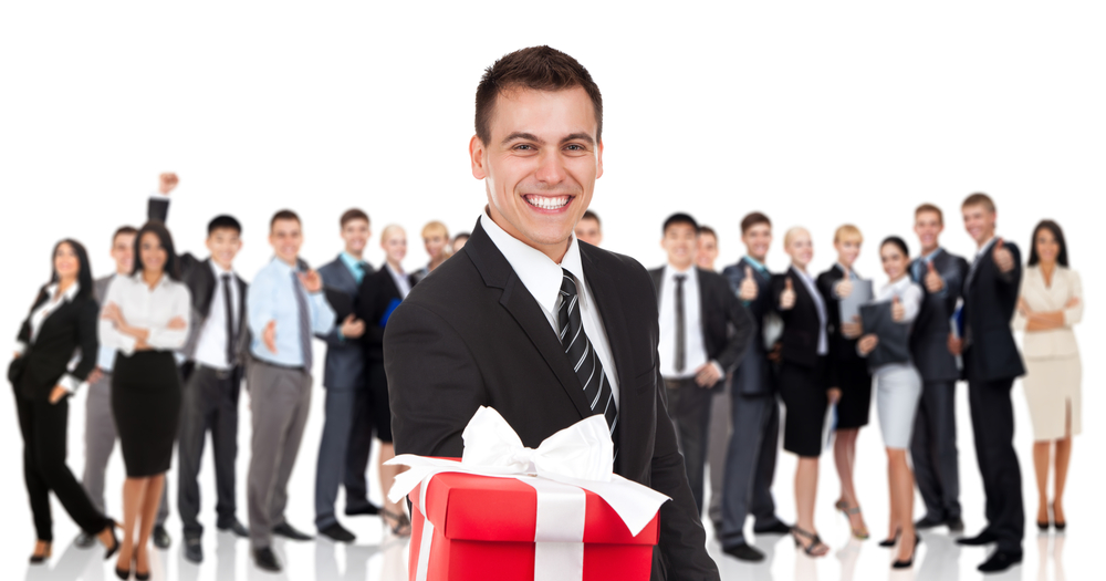 Comment les cadeaux d’affaires renforcent les relations commerciales ...