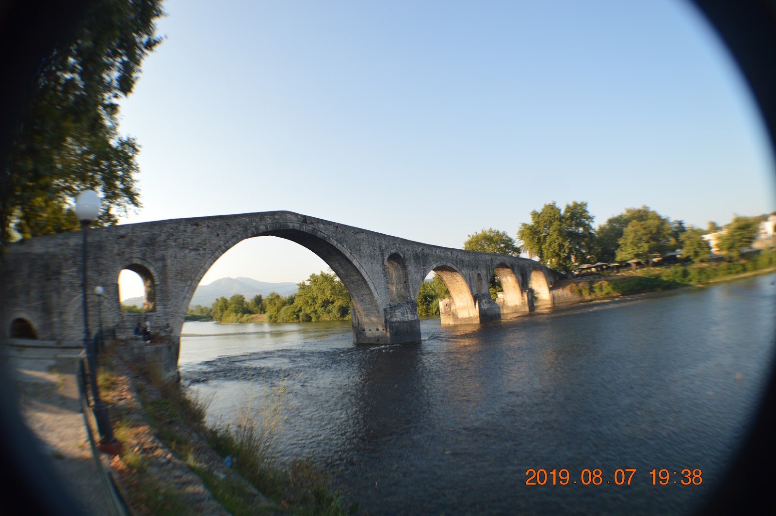 ακρη ελασσονας: το γεφυρι της αρτας