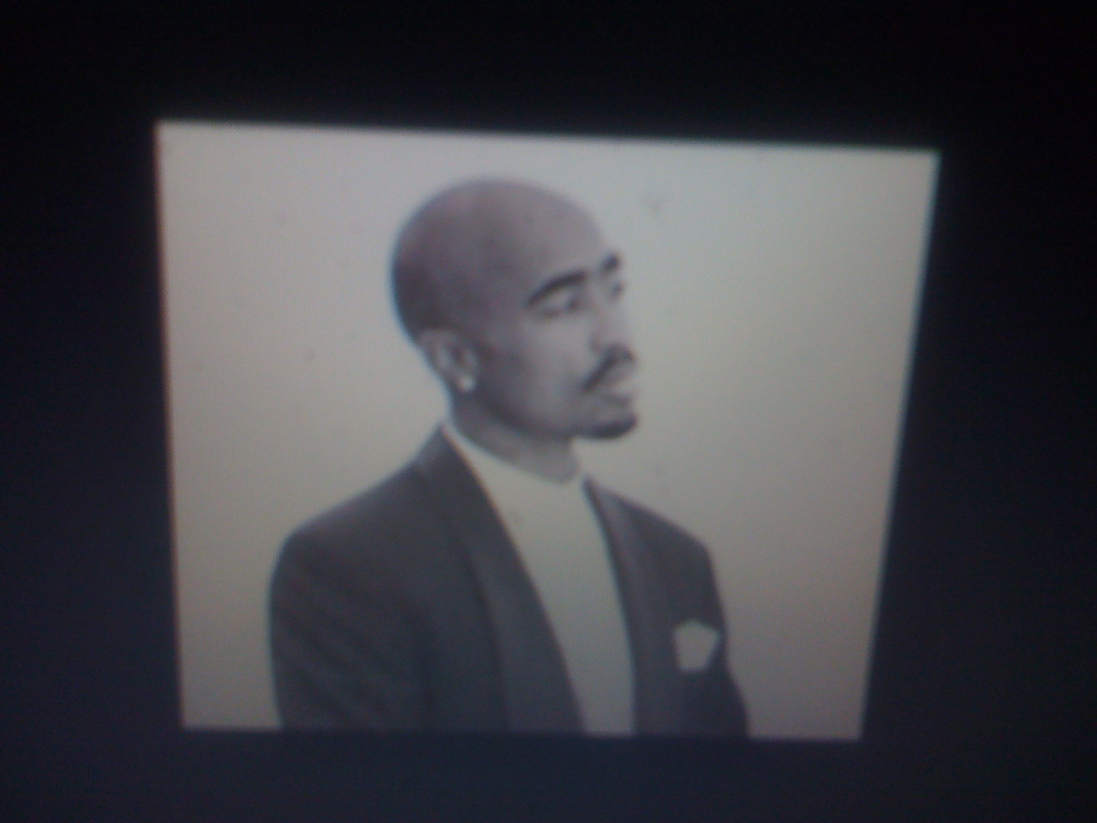 THE BLACK SOCIAL HISTORY:: BLACK SOCIAL HISTORY : 2PAC A BLACK YOUNG ...