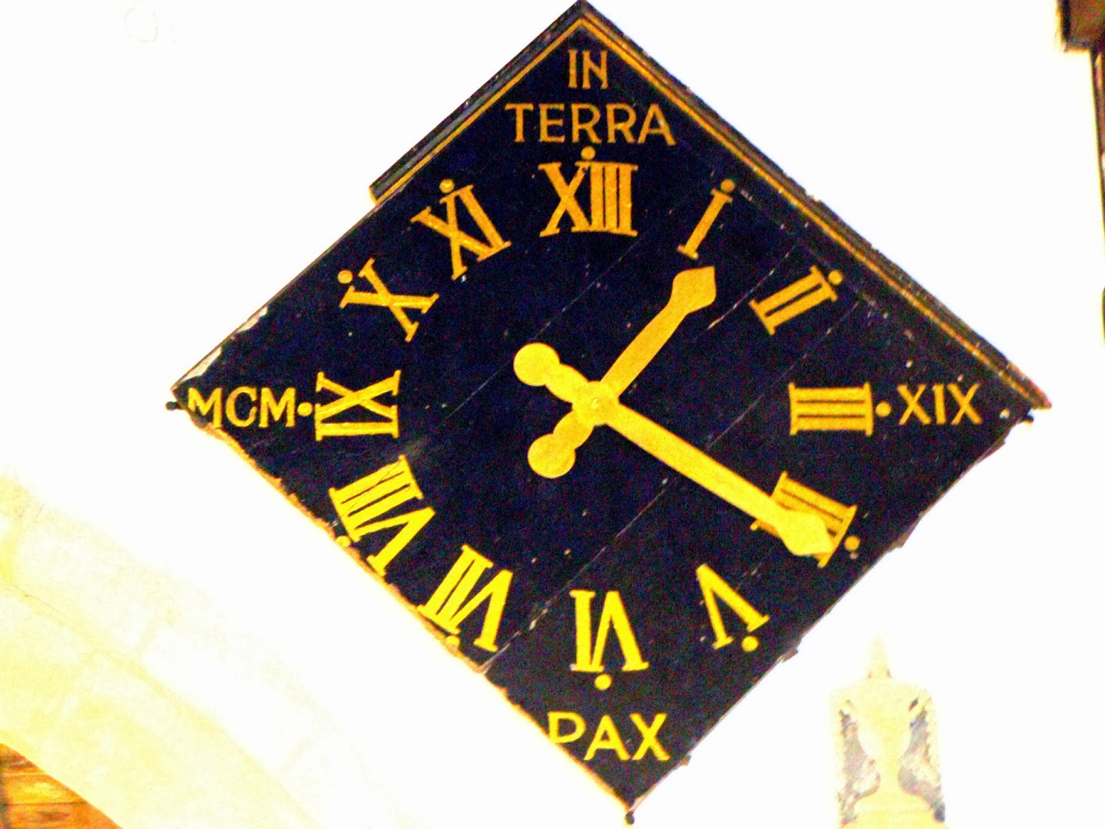 Roy's blog: CURIOUS CHURCH CLOCKS