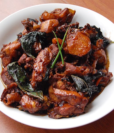 How to Make Chinese Taiwanese-Style Three Cup Chicken Asian Cooking ...