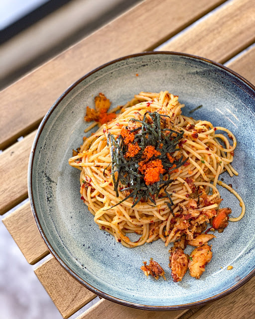 Flakes @ The Hub SS2 (Flaky Flakes~) - The Tan Yiek