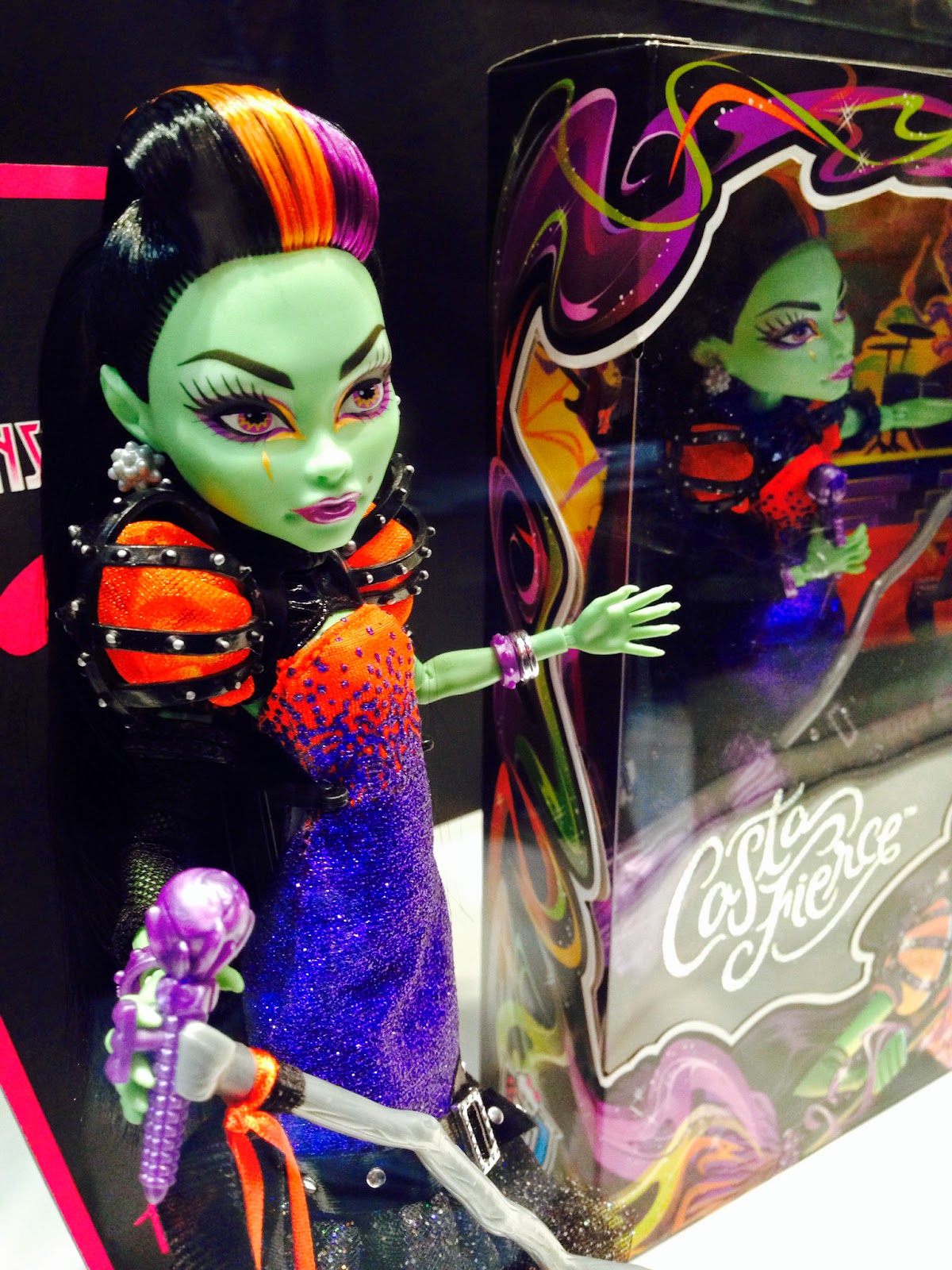 Monster High-Pretty : Casta Fierce