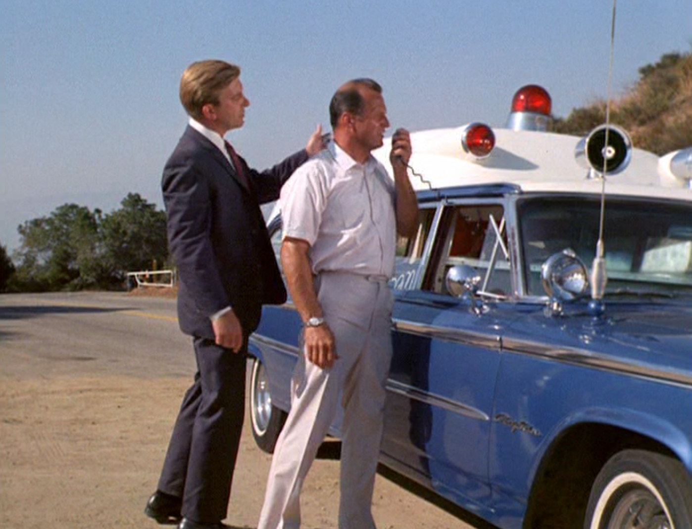 THE INVADERS: Episode 25: Dark Outpost - 10/24/67