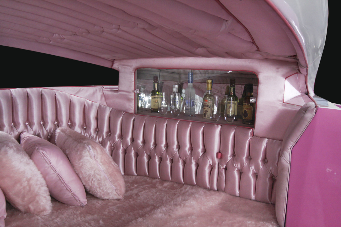 Una Ventana al Mundo: El coche de la Pantera Rosa