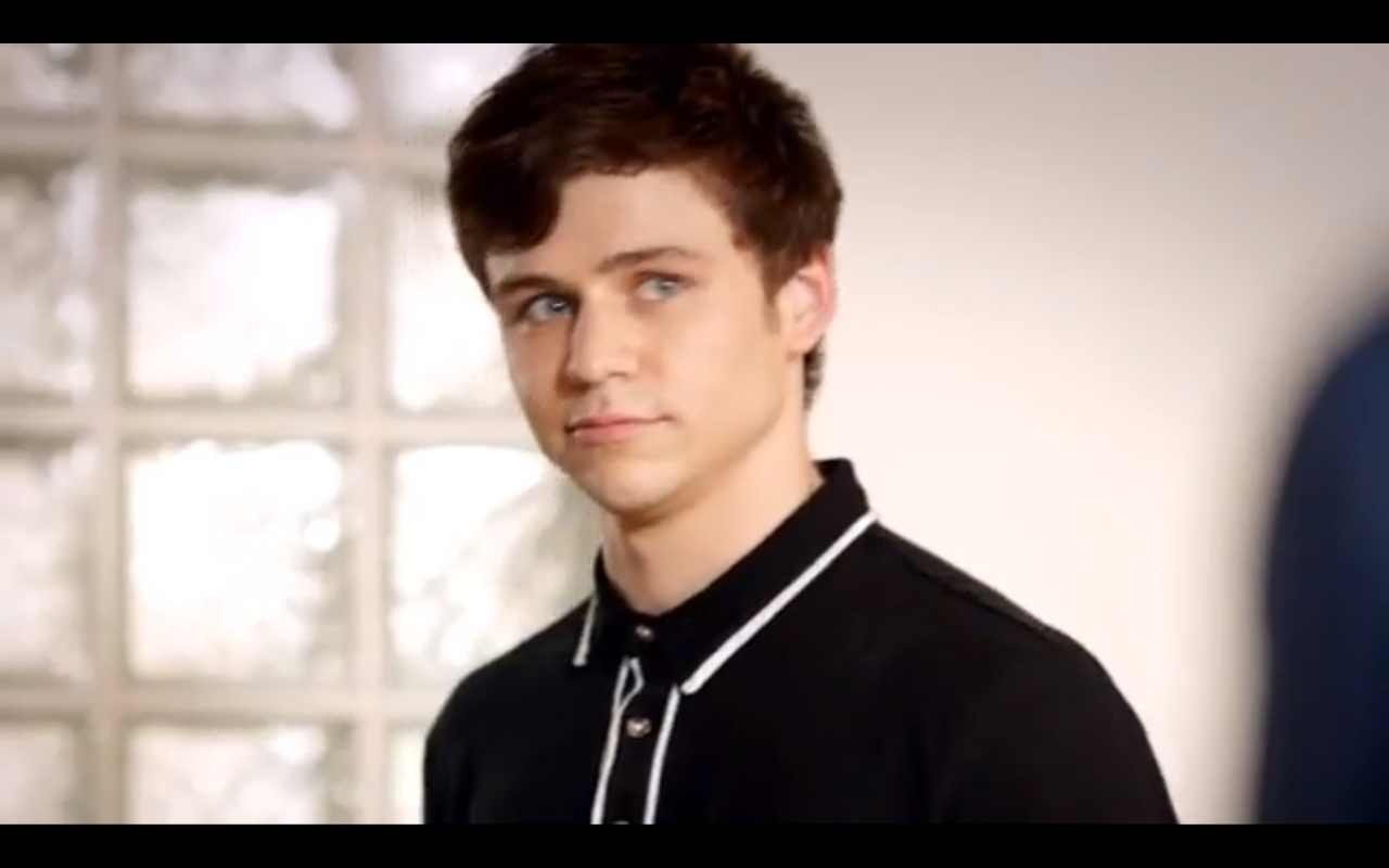 Six Pack Lads: Sexy boy, Tommy Bastow from the BT Infinity Advert SHIRTLESS