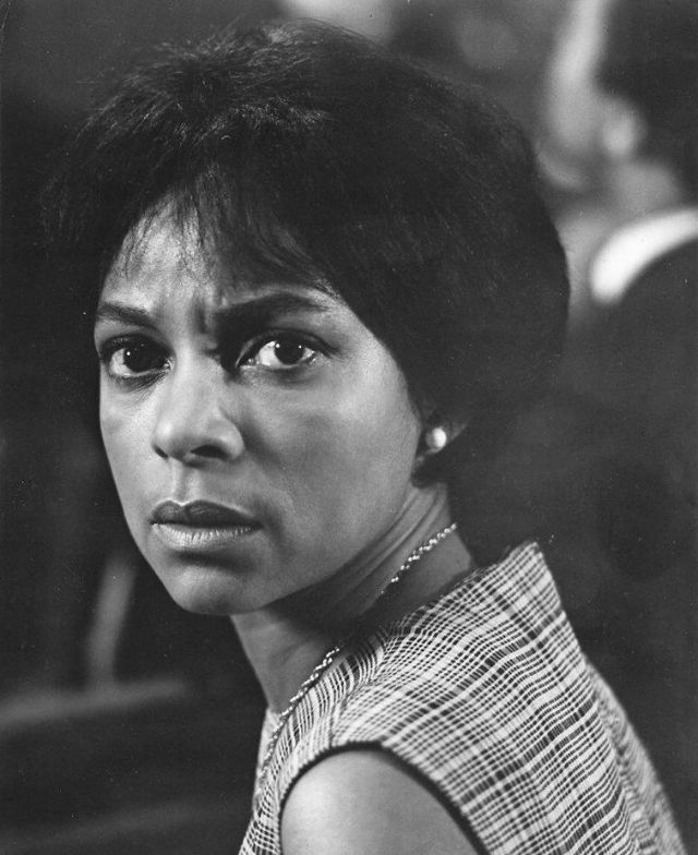 30 Beautiful Photos of Ruby Dee From Between the 1940s and ’60s ...