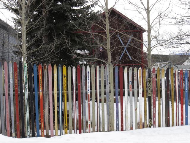 34 Cool and Unique Fences ~ Now That's Nifty